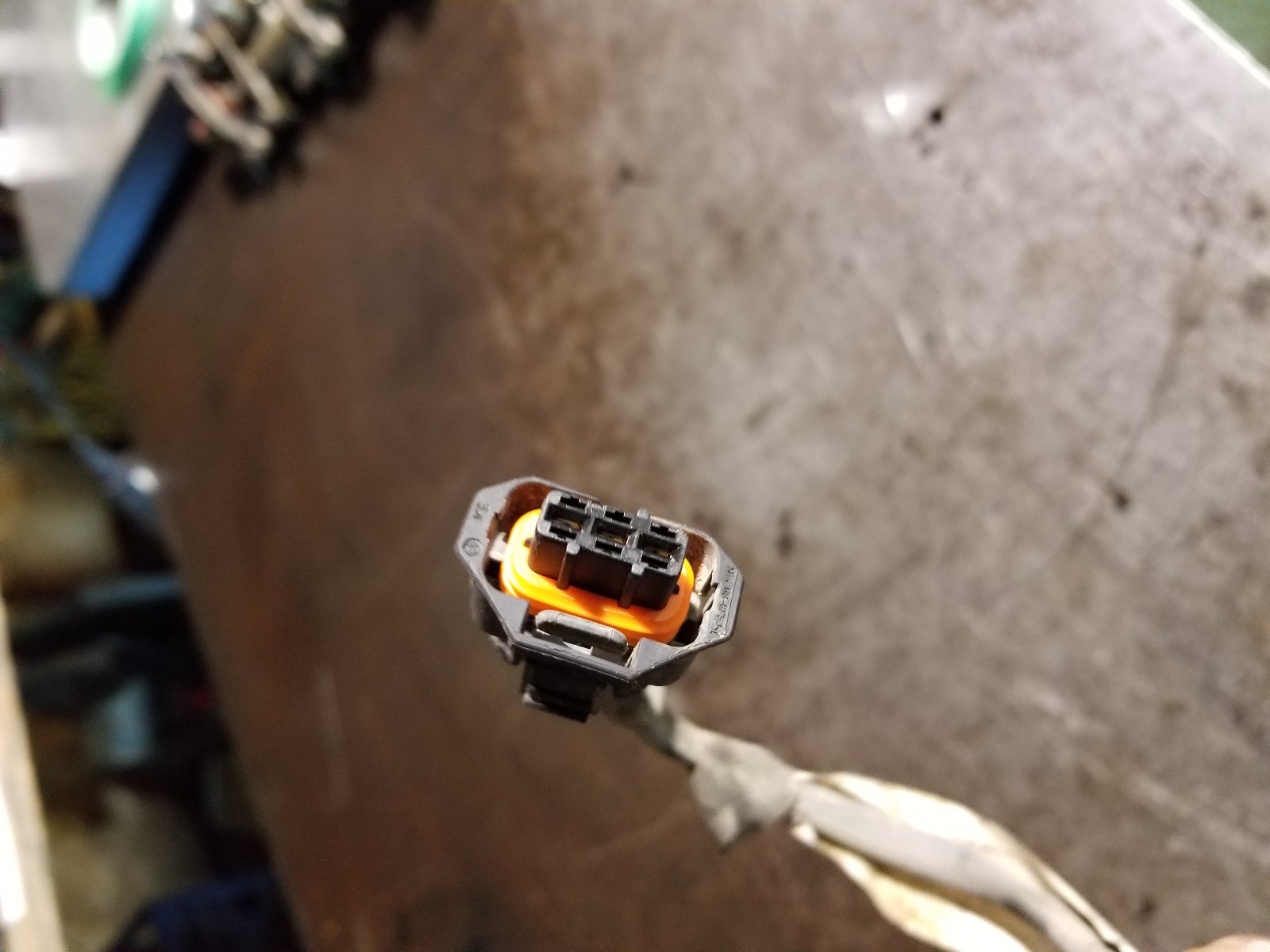 12647115 11-15 LML Duramax FUEL RAIL TO MAIN HARNESS PIGTAIL | eBay