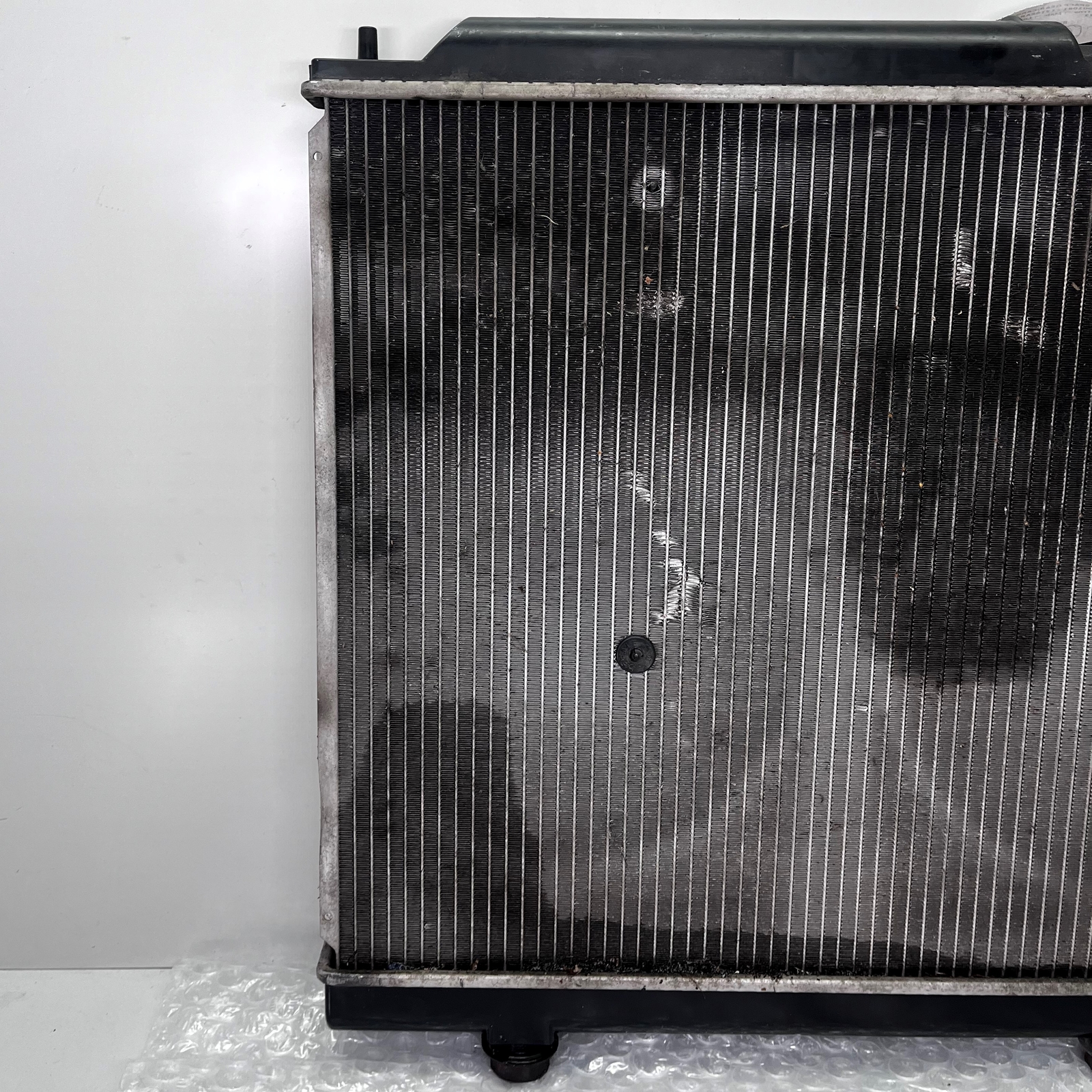 AFTERMARKET RADIATOR WITH BUILT IN COOLER DELICA L400 SPACEGEAR PD8W 2. ...