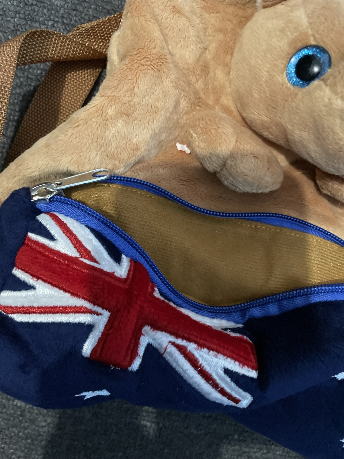 Kids Kangaroo Backpack Freepost Greybag | eBay