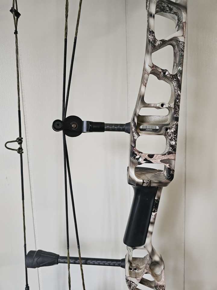 Mathews Triax Compound Bow | eBay