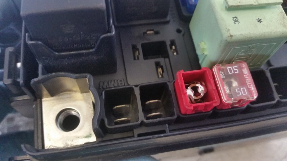 MINI COOPER R55 R56 R57 R58 R59 COUNTRYMAN R60 R61 FUSE BOX RELAY BOX ...