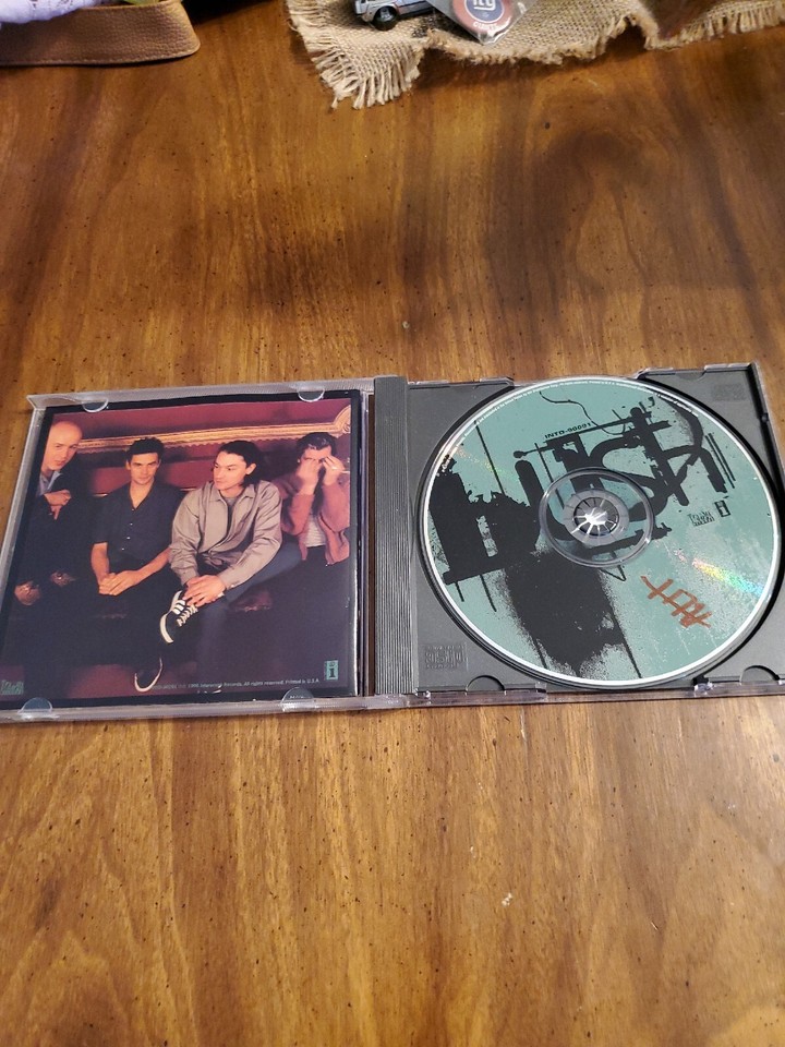 BUSH RAZORBLADE SUITCASE CD 606949009120 | eBay