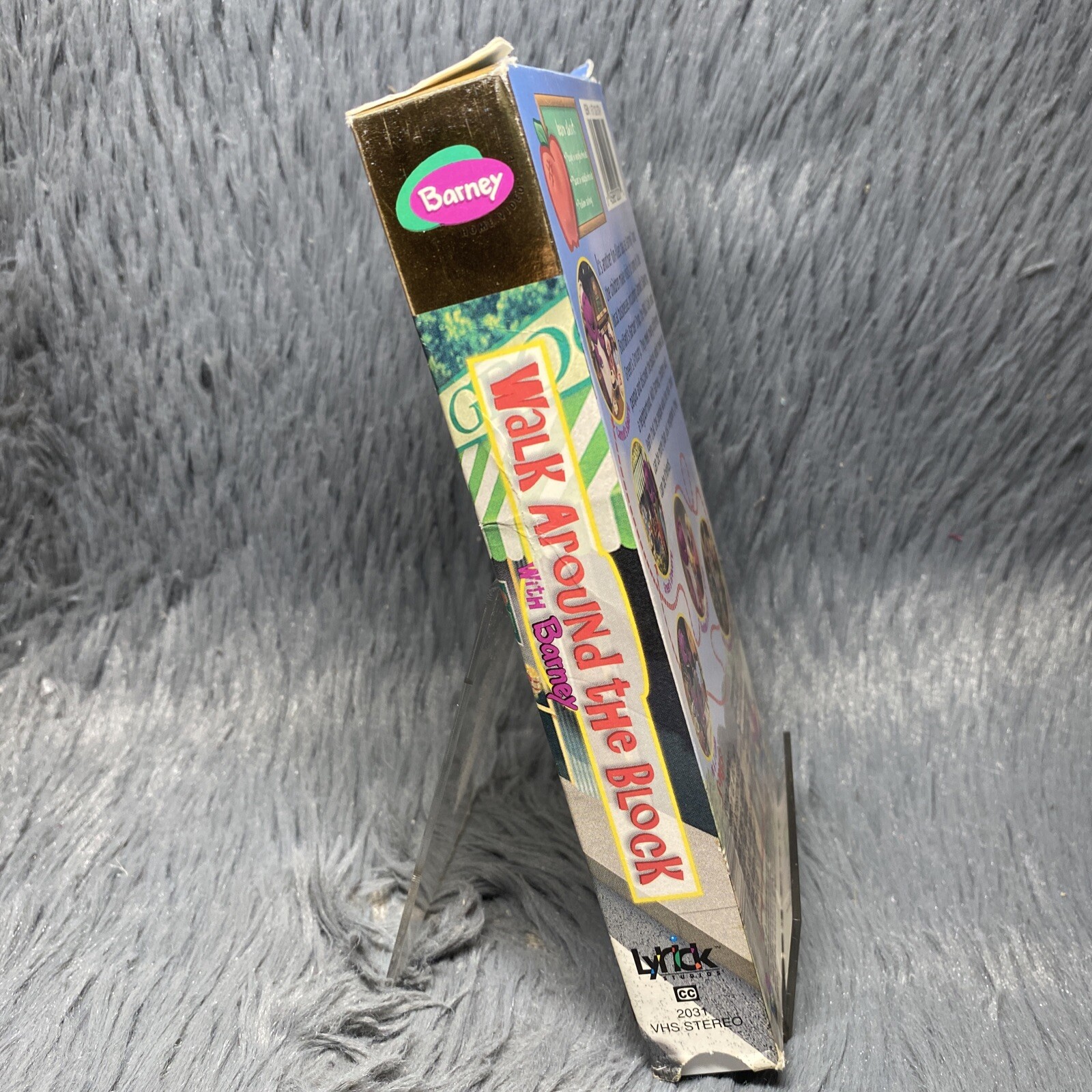 Barney - Walk Around the Block with Barney | Grelly USA