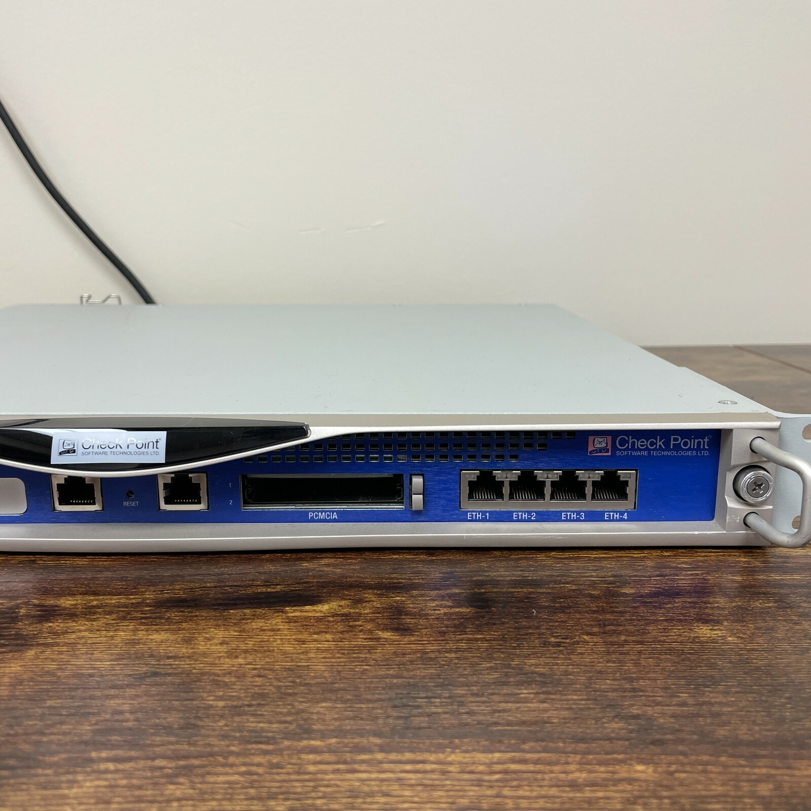 CheckPoint IP390 - Nokia EM7500 - Firewall IP Security Appliance 4 Port ...