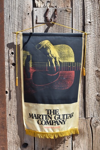 VINTAGE MARTIN GUITAR COMPANY ADVERTISING BANNER ~ DEALER ADVERTISING ...