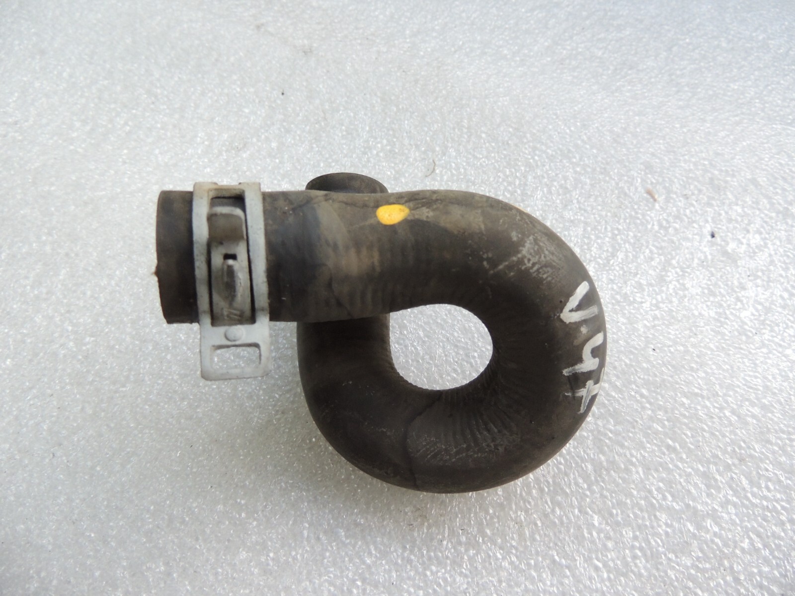 Volvo XC90 II 2.0D D5 D4204T11 165KW Kühlmittelschlauch Rohr Schlauch ...