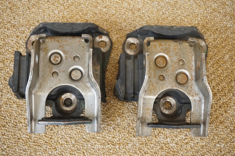 NOS GM 69 70 Chevelle SS 454 LS6 396 L78 LH RH Motor Mounts LS5 L34 ...