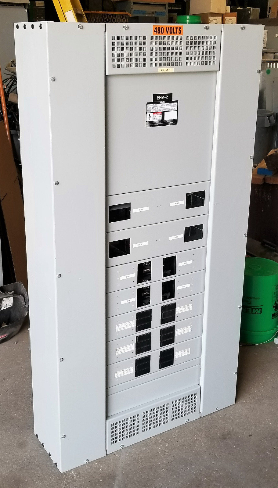 Siemens 400A 480Y/277V 3Ph 4W Main Lug 42 Space Load Center Panelboard ...