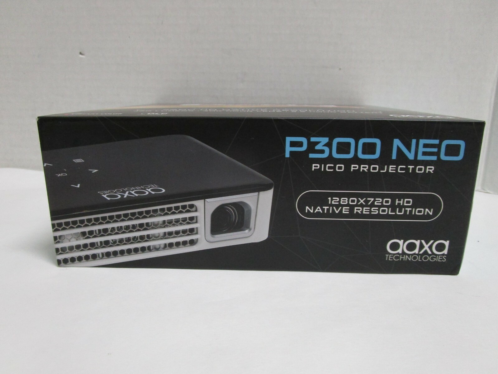 AAXA P300 NEO 720p HD Pico Projector, 420 LED Lumens, 150-Min Battery ...