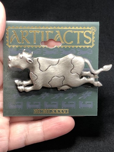 JJ Jonette Jewelry Silver Pewter COW Jumping Jumped Signed Pin Over the ...