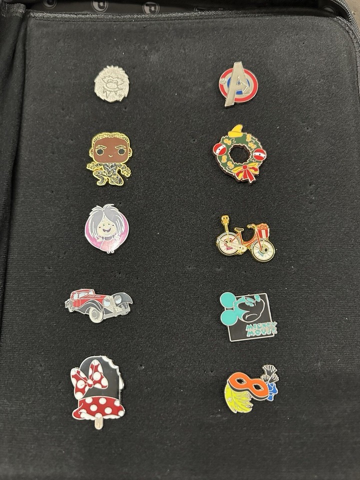 PinFolio Pro w/100 Disney Pins | eBay