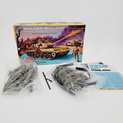 Renwal SSP M-41 Walker Bulldog Light Tank 1:32 US Army Plastic Model ...