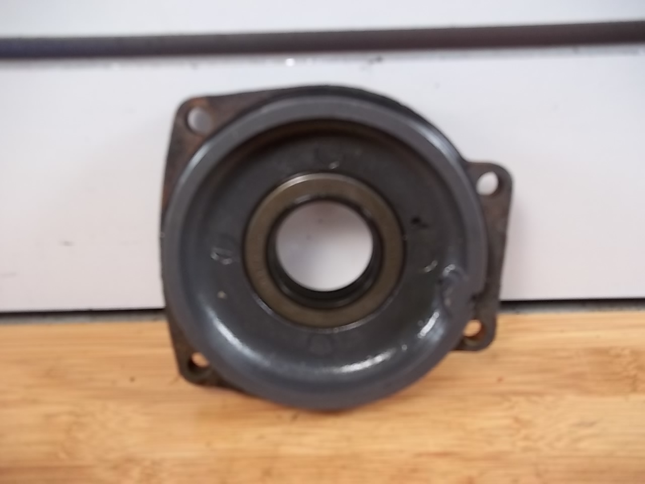 Mercury Outboard 135 HP End Cap Assembly Lower 7809A 1 | eBay