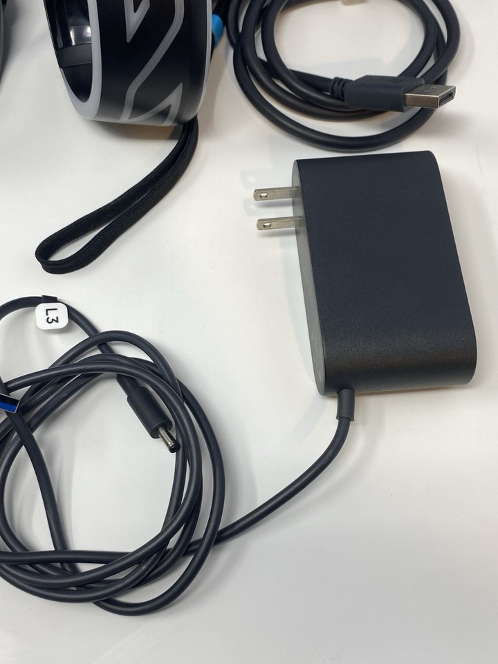 HTC Vive Cosmos VR Headset With Controllers HeadPhones Adapter All ...