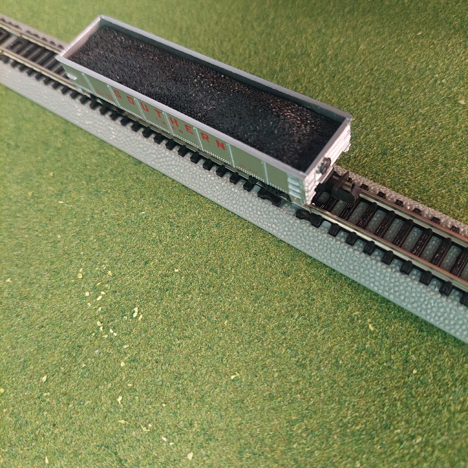 Southern 1228 Gondola Car With Coal Load Bachmann N Scale Model Train ...