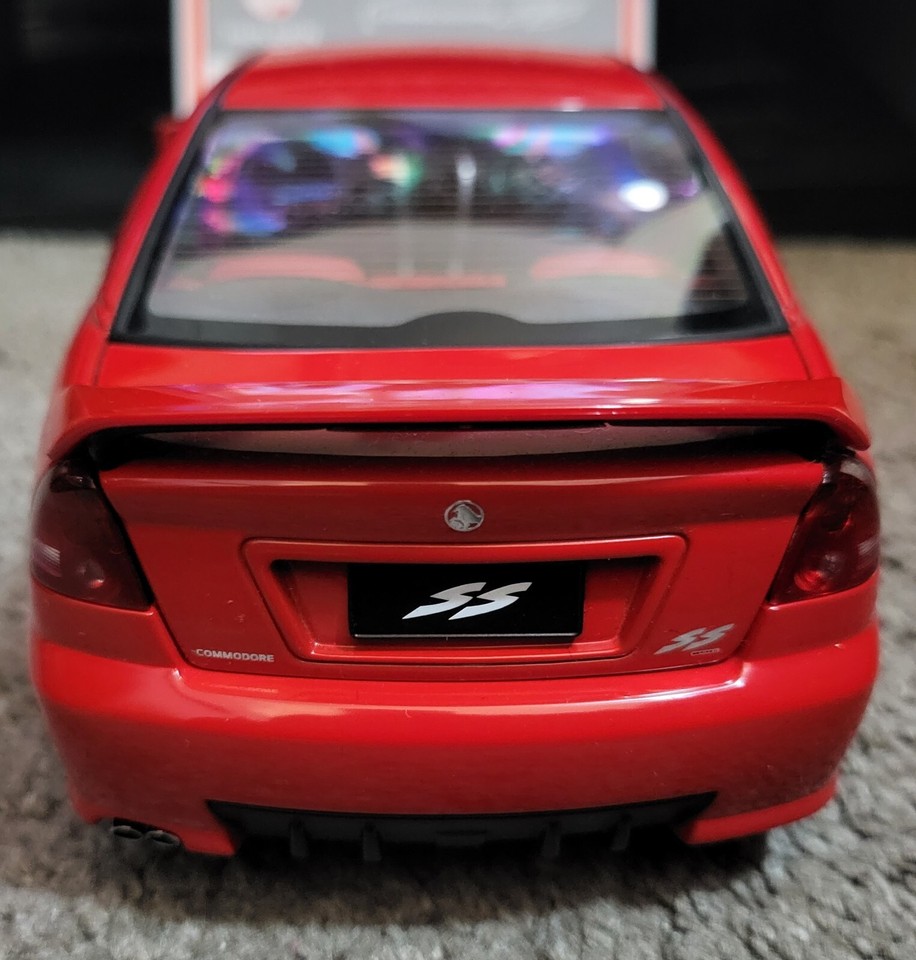1:18 AUTOART Holden VY SS Commodore sedan in Hot Red | eBay Australia
