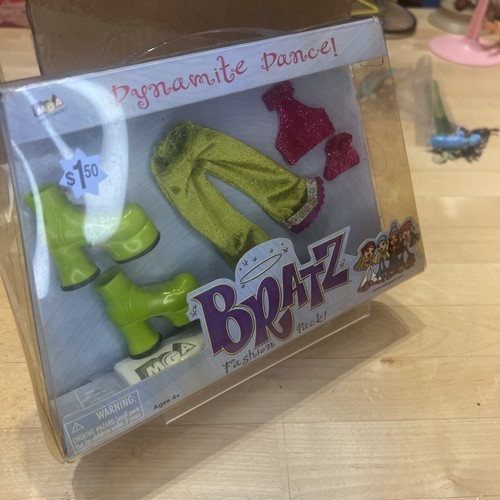 Vintage 2001 Bratz DYNAMITE DANCE Fashion Pack outfitNEW IN PACKAGE | eBay