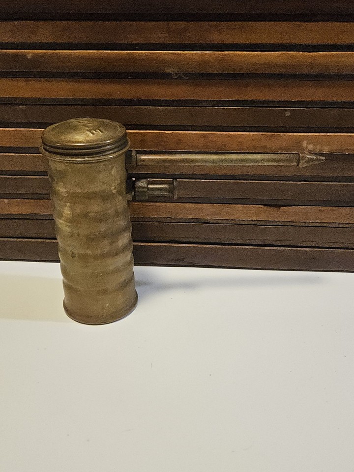 Vintage EAGLE FINGER PUMP BRASS OILER OIL CAN STRAIGHT SHAFT OILER USA ...