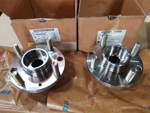Genuine Front Wheel Hub Pair 95492092 for Chevrolet Spark All 2011~2015 ...