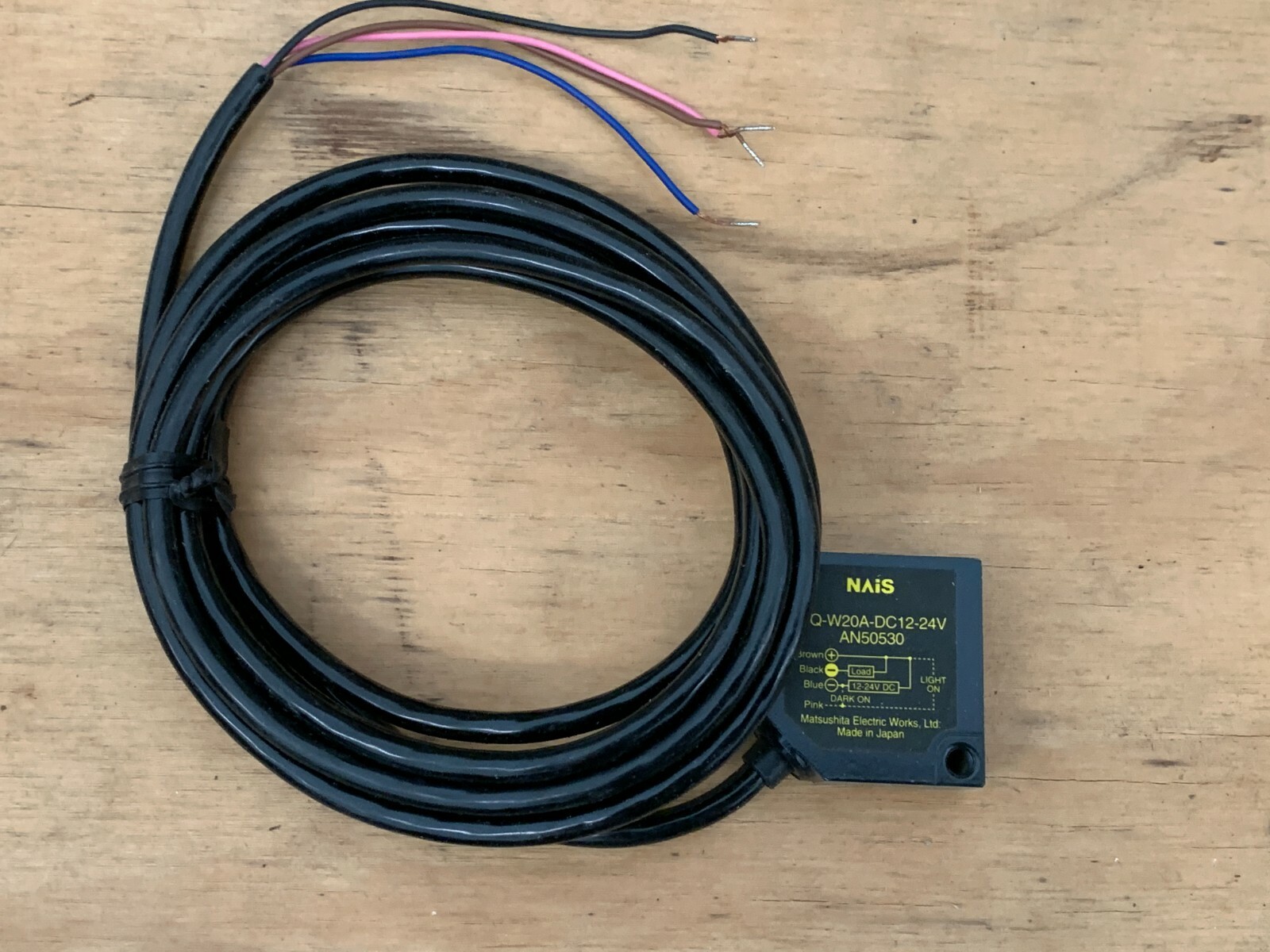 NAIS Mq-w20a-dc12-24v Photoelectric Sensor 6 Wire for sale online | eBay
