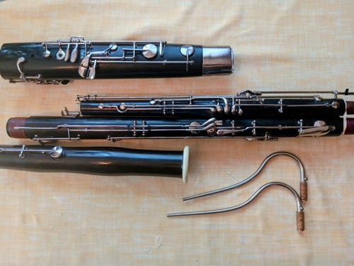 Fox Student Bassoon, 2 Bocals, New Pro-Pac Carrying Case, Reed Case ...