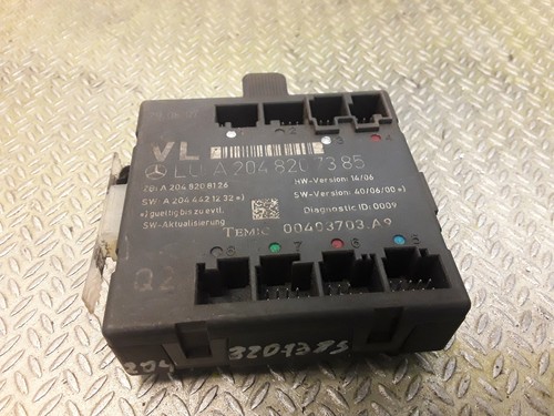 Mercedes W204 Porte Contrôle Module Unité avant Gauche Classe C S204 ...