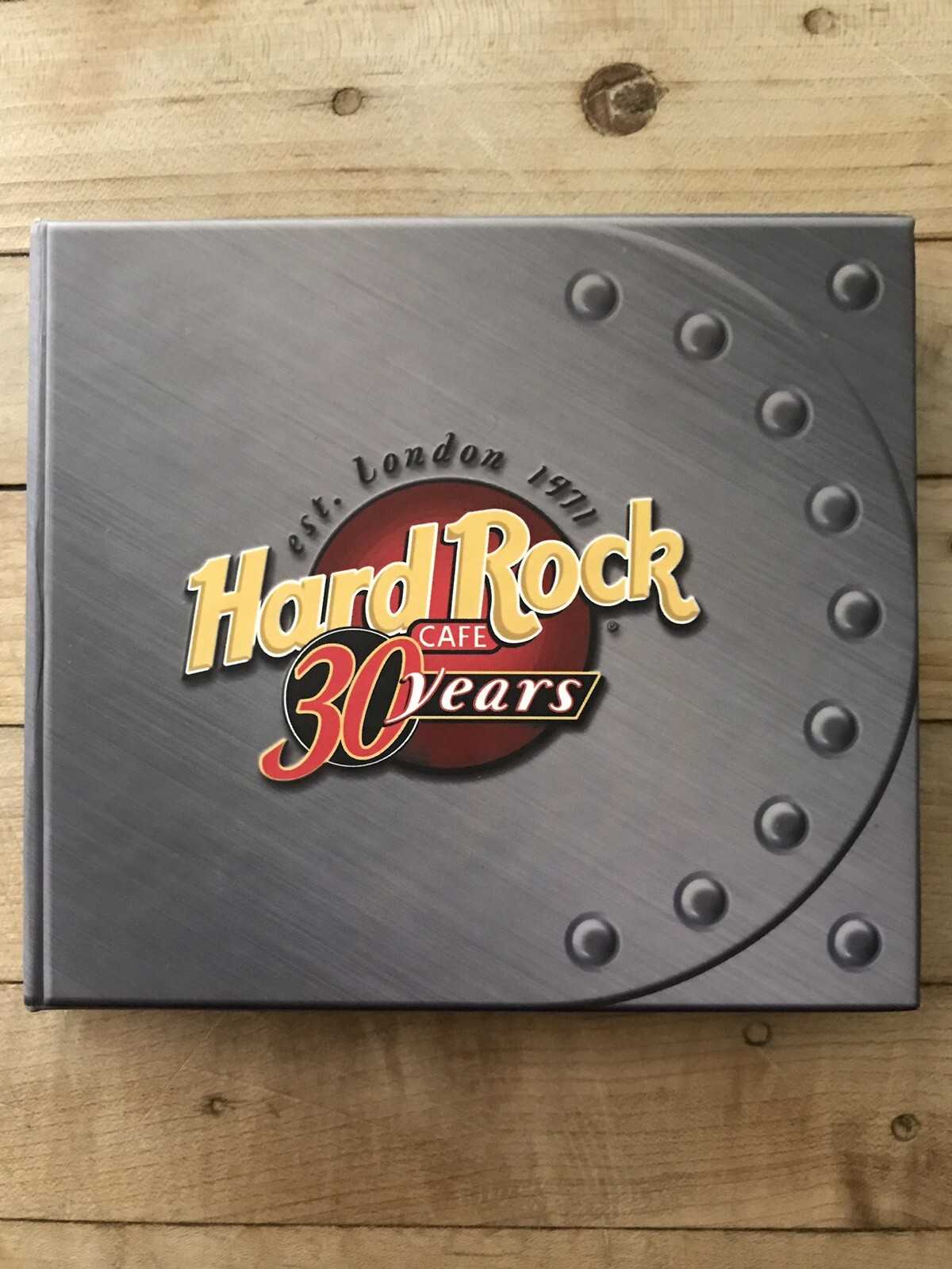 30th Anniversary Hard Rock Cafe 1971-2001 5 Pins CD Set 30 Years San ...
