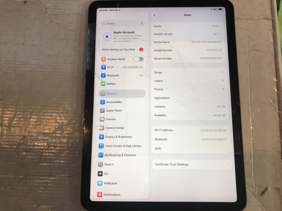 Apple iPad Air 4th Gen 10.9” 64GB WiFi Blue A2316 MYFM2LL/A Crack ...