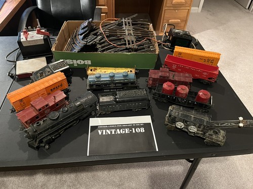Vintage Lionel & Marx Train Lot 40 X Track, 1 Engine, 11 Cars, 2 Power ...