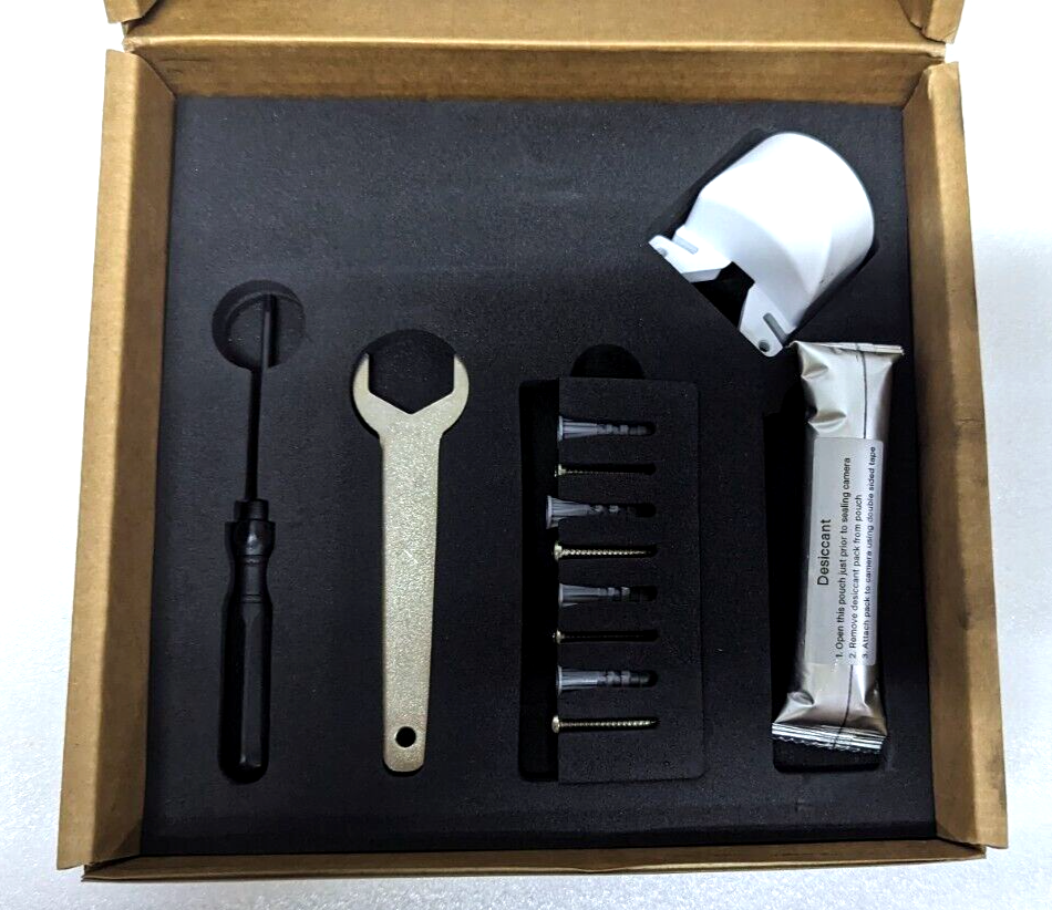 Verkada CD52-256E-HW CD52 Outdoor Dome Camera 2.8-8mm 5MP 2688 x 1944 ...