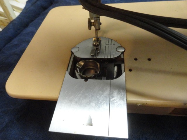 Vintage Singer Slant Needle Sewing Machine 404 | eBay