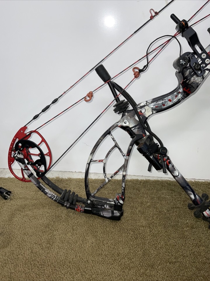 Obsession Bows Evolution 28” 65 lbs RH | eBay