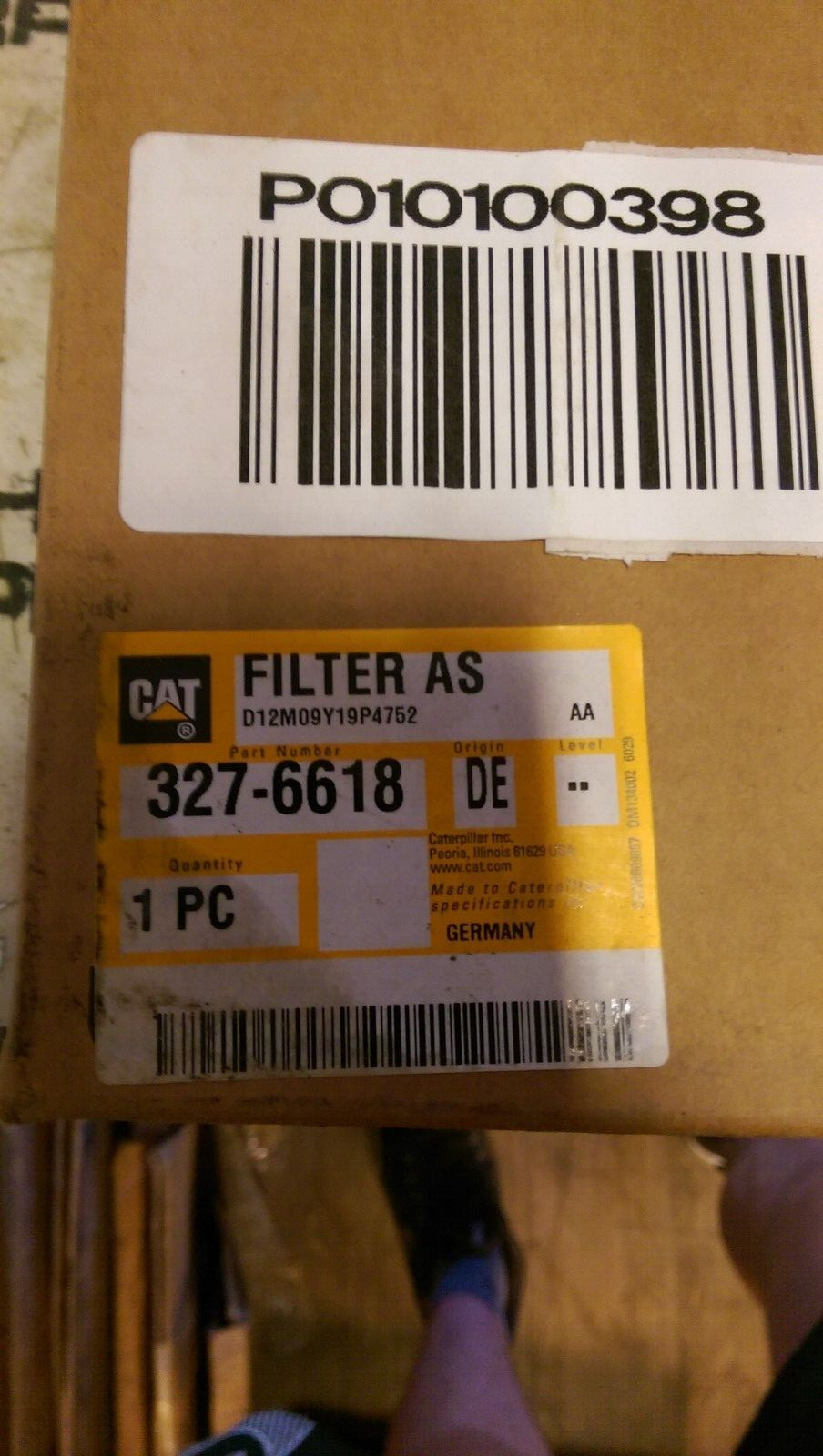 CATERPILLAR 3276618 - Air filter cross reference