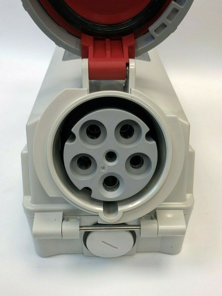 Red 63A Switched Interlock Socket & Plug 5 Pin 3P+N+E IP67 415V 63Amp 3 ...