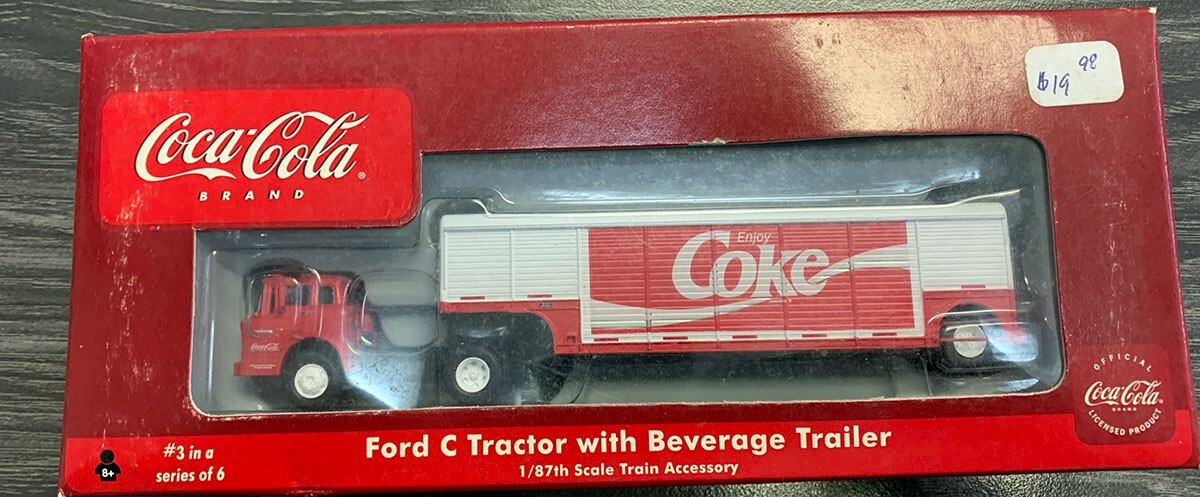 ATHEARN HO SCALE Ford C Tractor & Beverage Trailer - 3 of 6 in a series ...