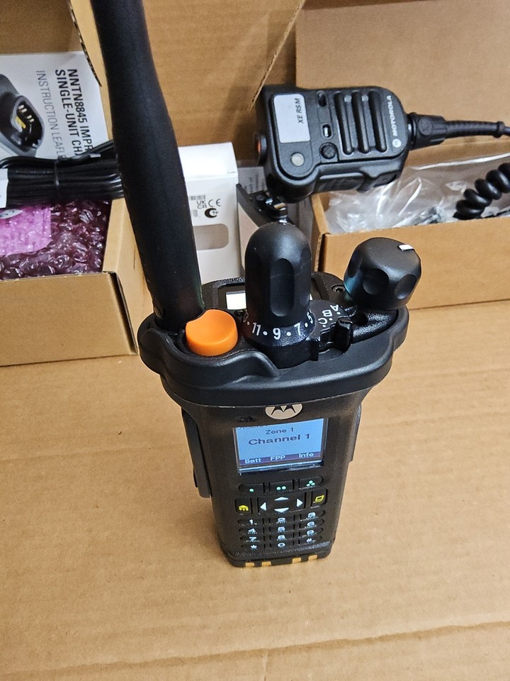 MOTOROLA APX 8000 XE FPP P25 MULTI-BAND RADIO APX8000XE H91TGD9PW7AN ...
