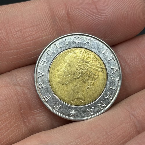 Italy 500 Lire 1995 Bimetallic Coin REPUBBLICA ITALIANA Rome Quirinale ...