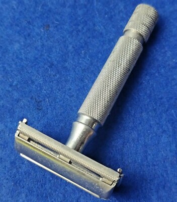 VINTAGE GILLETTE TTO Safety Razor Made In England Brit. Pat. 694093 | eBay