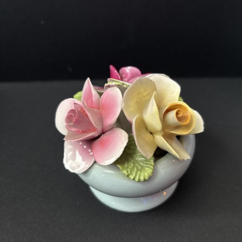Vintage Thorley English Bone China Flower Bouquet bowel shape Ornament ...