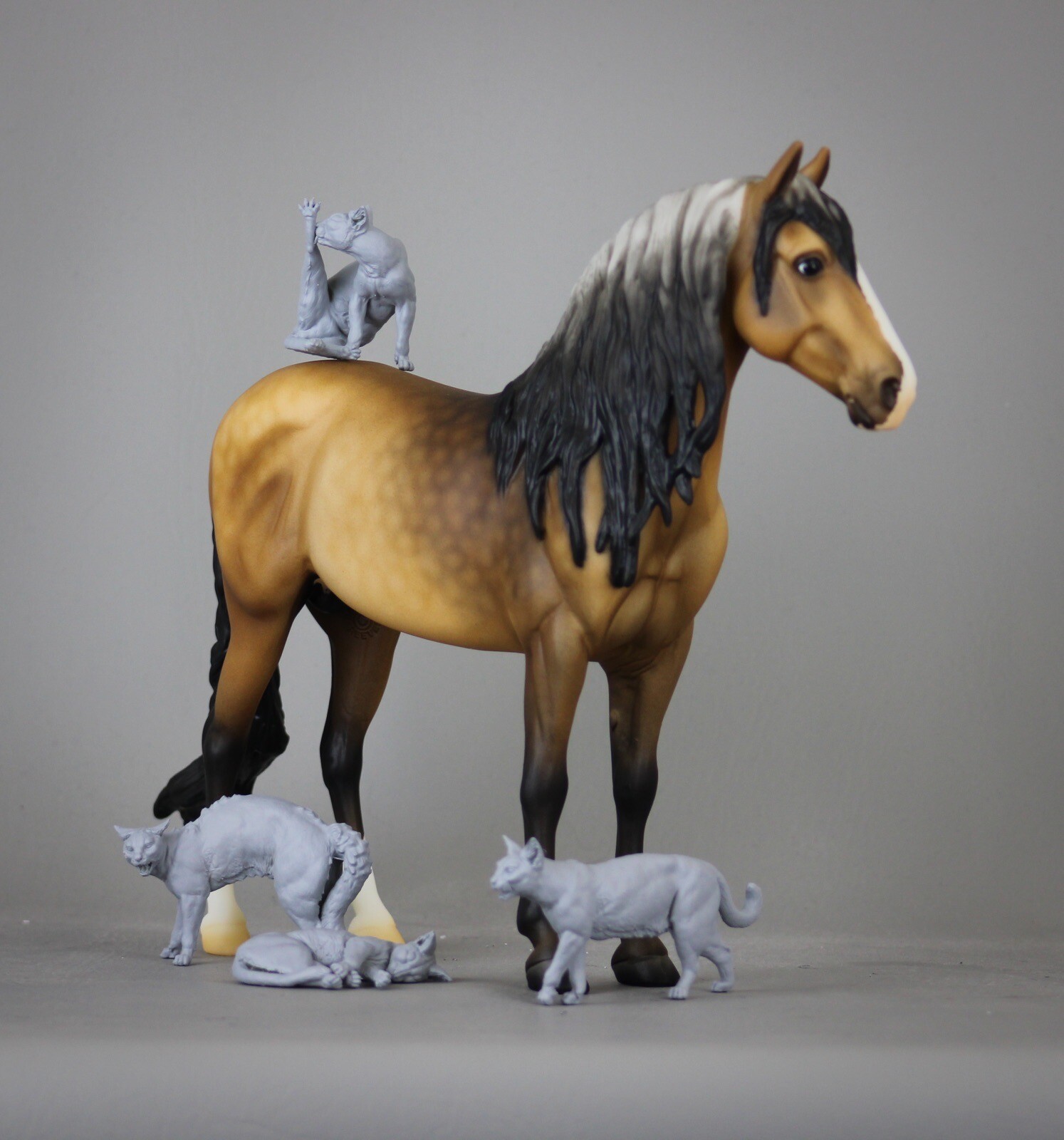 Breyer Companion Animal Sized Cat Resin Printed ~ Traditional Sized 1:9 ...