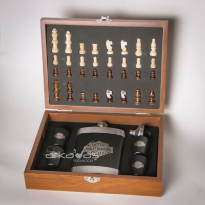 236 Ml Black Harley Davidson Chess Set of 4 Shot Drinking Flasks | eBay