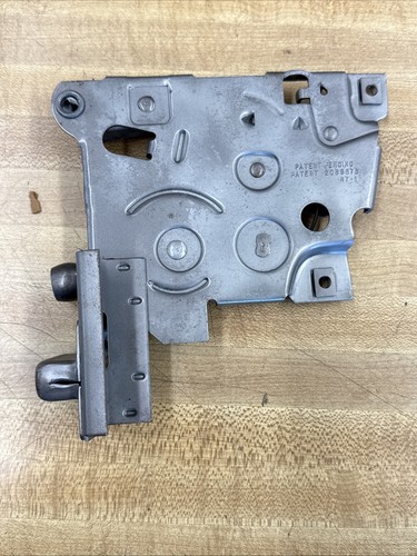 1949-1951 Door Latch Assembly Right Side RG12 | eBay