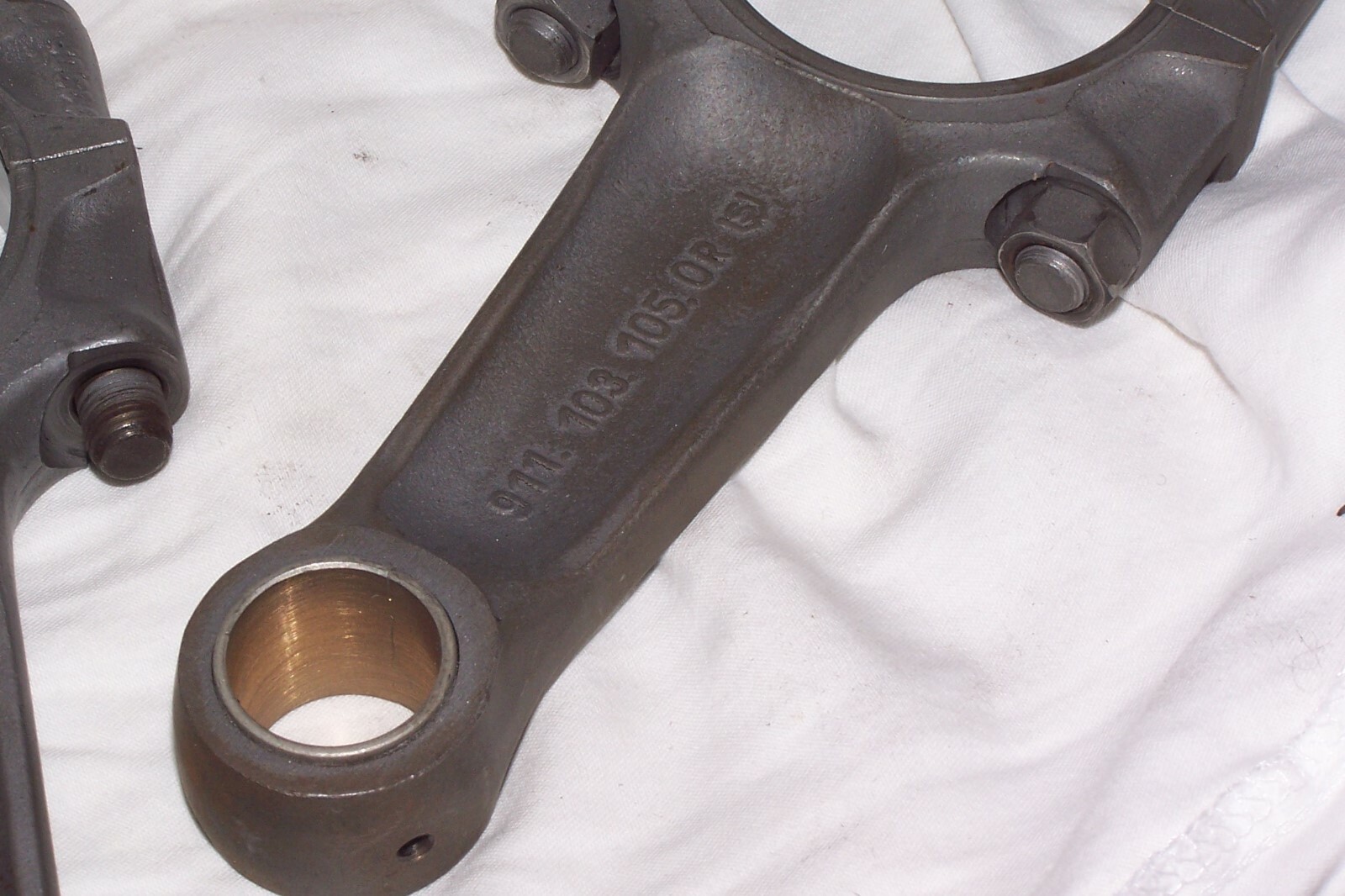 Porsche 911 2.4 Ltr / 2.7 Ltr. Connecting Rod Set OEM 911103105OR for ...