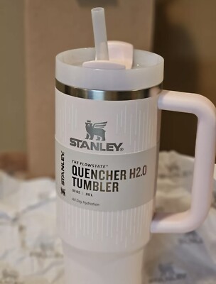 Stanley 30 fl. oz. Soft Rain Bloom Quencher H2.0 Flowstate Tumbler-New ...