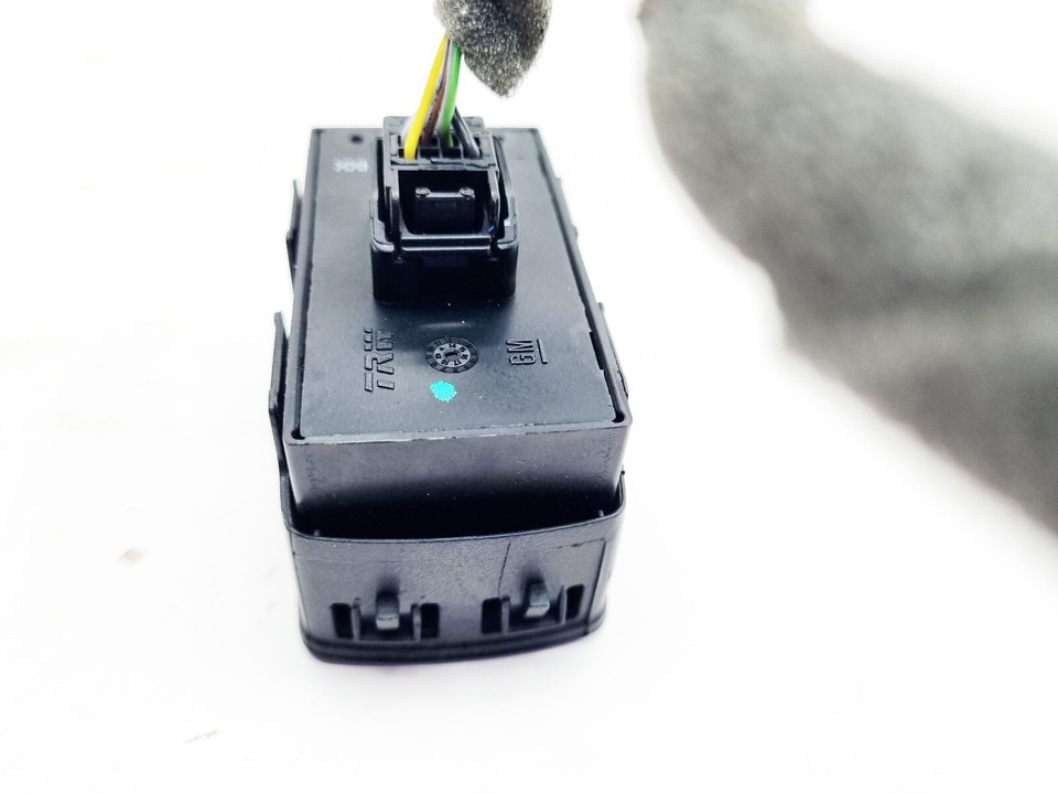 VAUXHALL INSIGNIA A WINDOW CONTROL SWITCH & TRIM REAR LEFT PASSENGER ...