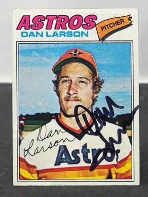 DAN LARSON Signed Autographed 1977 Topps Baseball Card #641 Houston ...