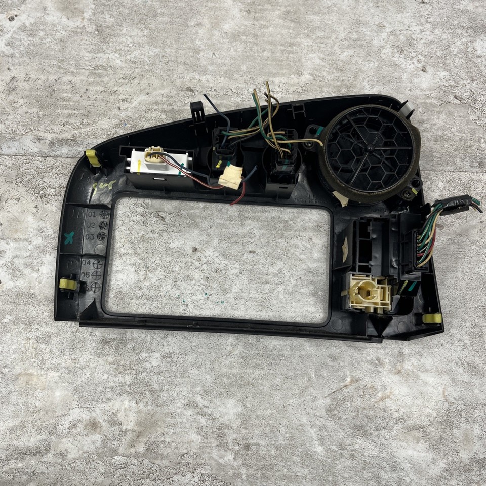 2003-2008 Pontiac Vibe Toyota Matrix Dash Radio Bezel Trim Set | eBay