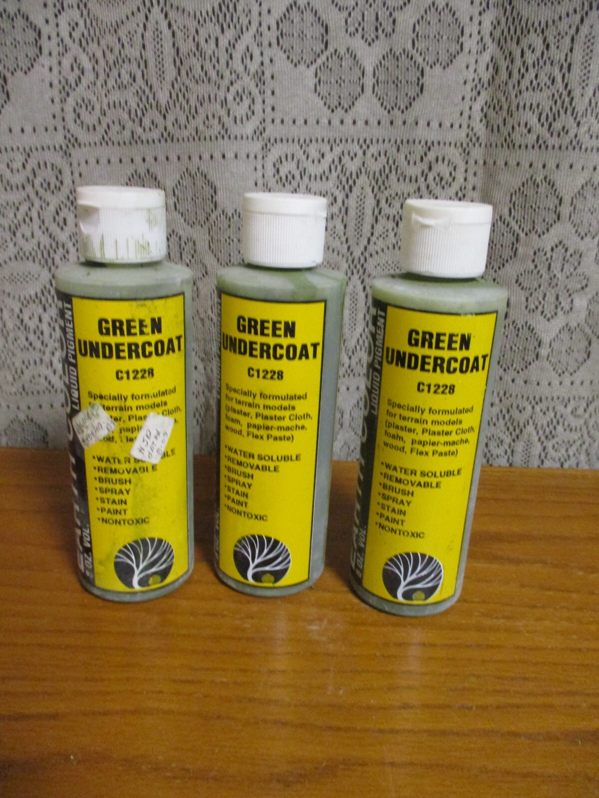 Three 8oz Bottles of Woodland Scenics #C1228 Earth Color GREEN ...