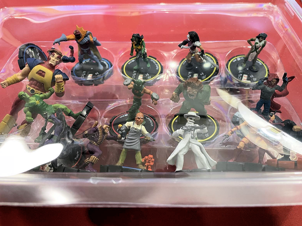 Massive Heroclix Lot! 16 Boxes/Bags Full of Marvel Miniatures / Figures ...