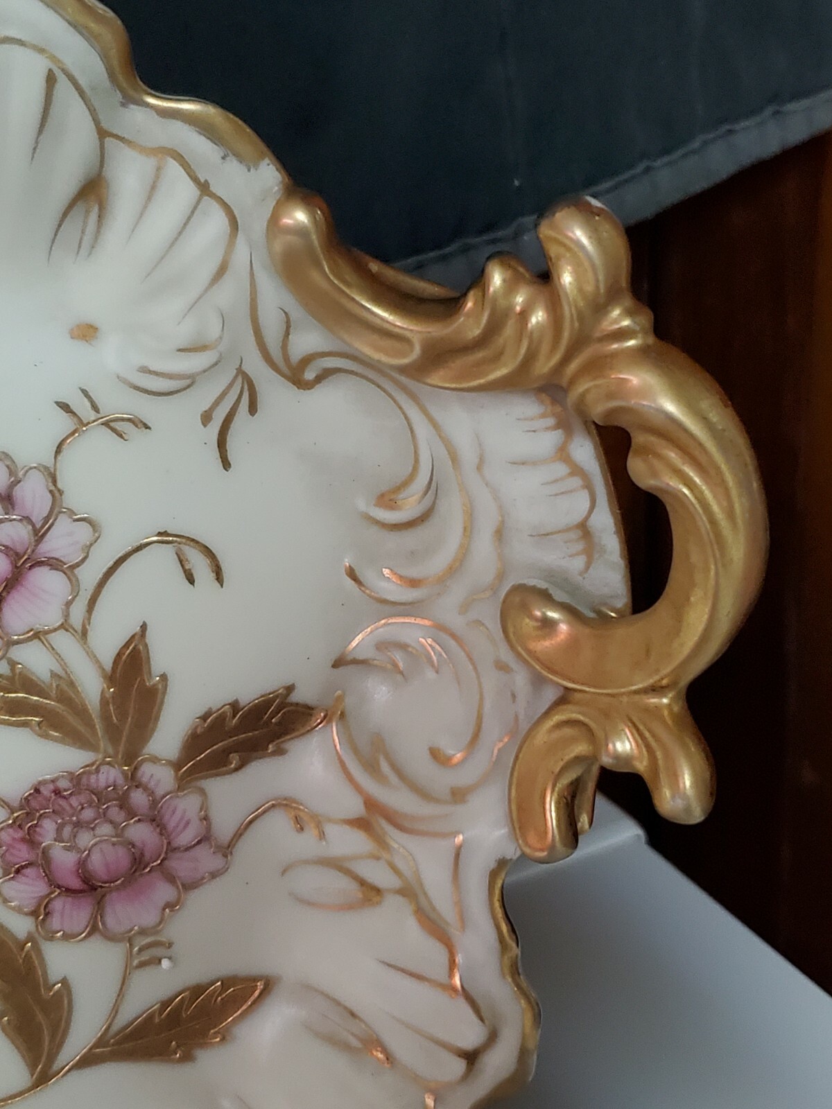 VINTAGE Kalk Porcelain Trinket/Candy Dish Flower/Gold Trim Crossed ...